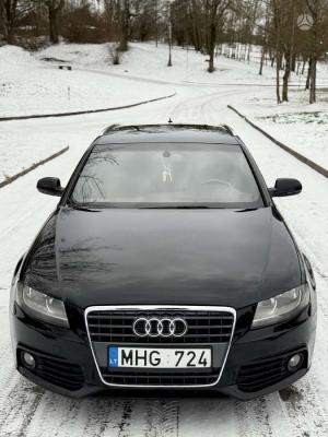 Black Audi A4 2010 in Vilnius, with an engine capacity of 2.00 L and mileage of 290 thousand km for 4500 €, photo 3 on AUTOMOTO.COM.LV