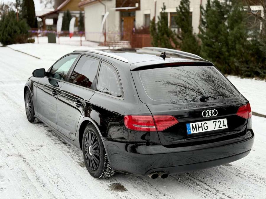 Black Audi A4 2010 in Vilnius, with an engine capacity of 2.00 L and mileage of 290 thousand km for 4500 €, photo 4 on AUTOMOTO.COM.LV