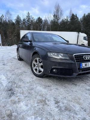 Black Audi A4 2010 in Siauliai, with an engine capacity of 2.00 L and mileage of 440 thousand km for 3900 €, photo 4 on AUTOMOTO.COM.LV