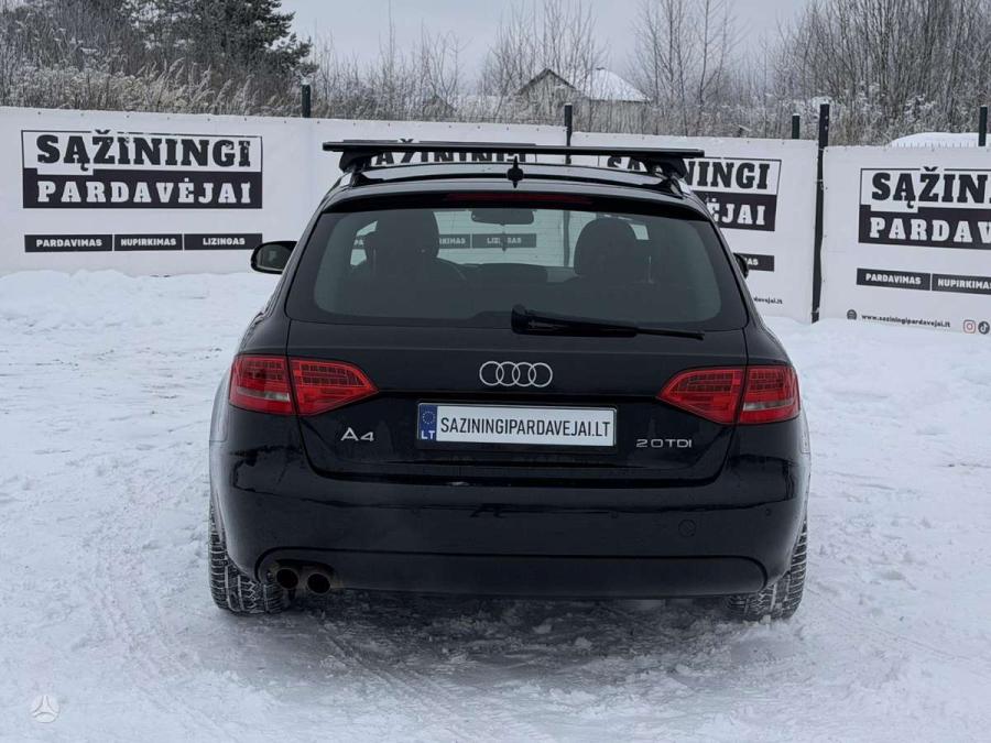 Melns Audi A4 2010 Viļņa, ar dzinēja tilpumu 2.00 L un nobraukumu 300 tūkst. km par 3100 €, foto 7 vietnē AUTOMOTO.COM.LV
