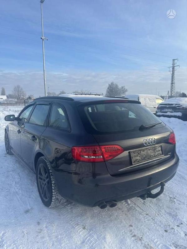 Melns Audi A4 2010 Tauragė, ar dzinēja tilpumu 1.97 L un nobraukumu 262 tūkst. km par 5200 €, foto 3 vietnē AUTOMOTO.COM.LV