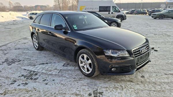 Black Audi A4 2010 in Kaunas, with an engine capacity of 1.80 L and mileage of 248 thousand km for 4750 €, photo 5 on AUTOMOTO.COM.LV