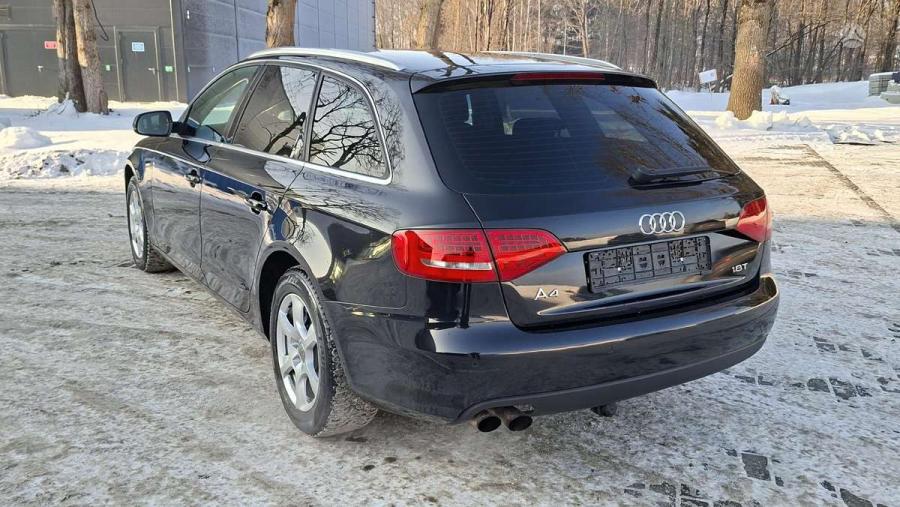 Black Audi A4 2010 in Kaunas, with an engine capacity of 1.80 L and mileage of 248 thousand km for 4750 €, photo 10 on AUTOMOTO.COM.LV