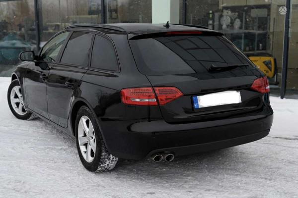 Black Audi A4 2010 in Klaipeda, with an engine capacity of 1.97 L and mileage of 298 thousand km for 5700 €, photo 4 on AUTOMOTO.COM.LV