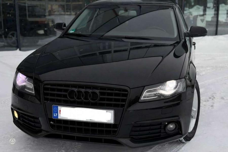 Black Audi A4 2010 in Klaipeda, with an engine capacity of 1.97 L and mileage of 298 thousand km for 5700 €, photo 1 on AUTOMOTO.COM.LV