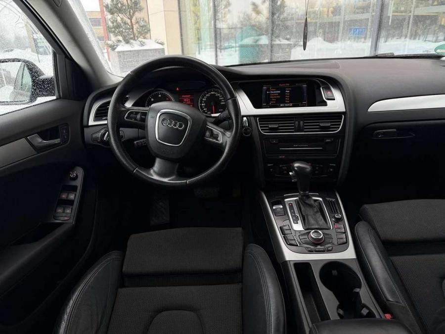 Black Audi A4 2010 in Klaipeda, with an engine capacity of 1.97 L and mileage of 298 thousand km for 5700 €, photo 10 on AUTOMOTO.COM.LV