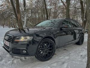 Melns Audi A4 2010 Kauņa, ar dzinēja tilpumu 2.00 L un nobraukumu 335 tūkst. km par 5350 €, foto  vietnē AUTOMOTO.COM.LV