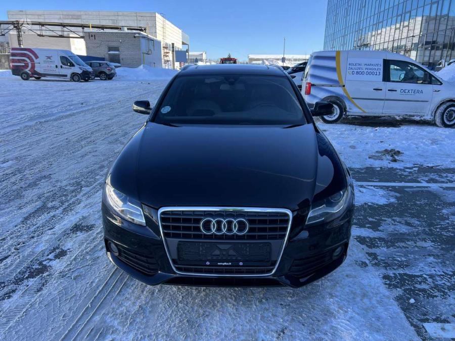 Melns Audi A4 2010 Panevēža, ar dzinēja tilpumu 1.97 L un nobraukumu 307 tūkst. km par 4750 €, foto 4 vietnē AUTOMOTO.COM.LV