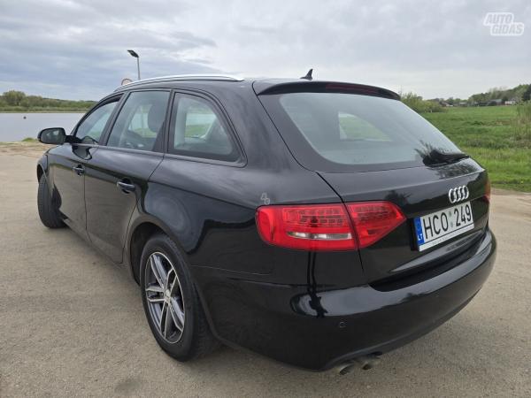 Black Audi A4 2010 in Jurbarkas, with an engine capacity of 2.00 L and mileage of 311 thousand km for 4200 €, photo 3 on AUTOMOTO.COM.LV