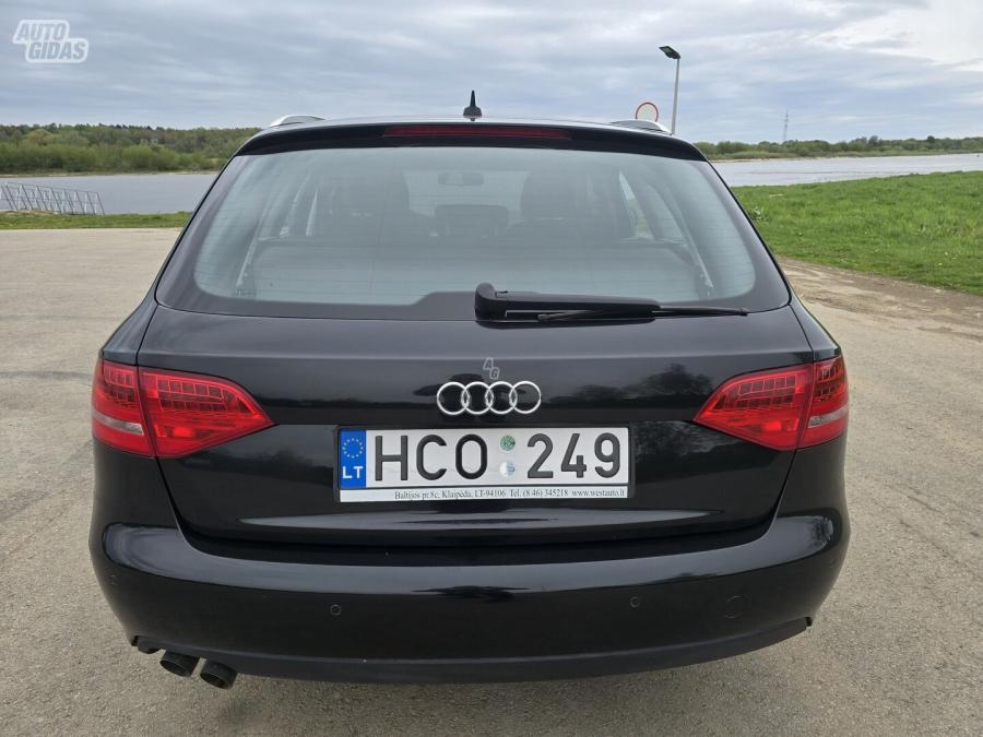 Black Audi A4 2010 in Jurbarkas, with an engine capacity of 2.00 L and mileage of 311 thousand km for 4200 €, photo 7 on AUTOMOTO.COM.LV