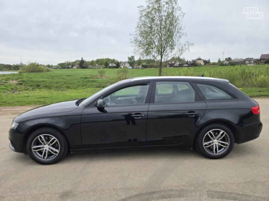 Black Audi A4 2010 in Jurbarkas, with an engine capacity of 2.00 L and mileage of 311 thousand km for 4200 €, photo 8 on AUTOMOTO.COM.LV