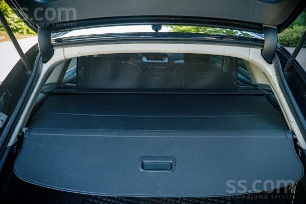 Black Audi A4 2010 in Riga, with an engine capacity of 2.70 L and mileage of 317 thousand km for 5990 €, photo 7 on AUTOMOTO.COM.LV