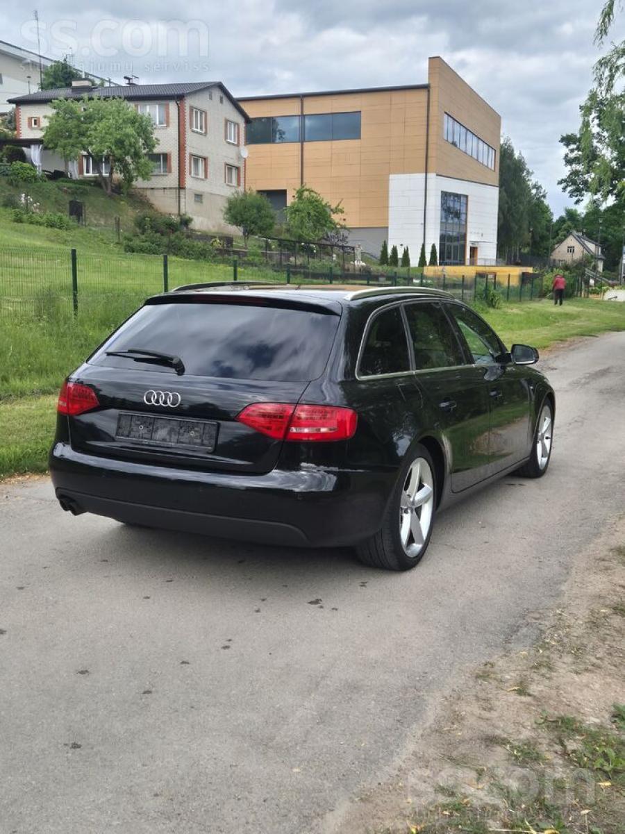 Melns Audi A4 2010 Bauska, ar dzinēja tilpumu 2.00 L un nobraukumu 308 tūkst. km par 6500 €, foto 4 vietnē AUTOMOTO.COM.LV