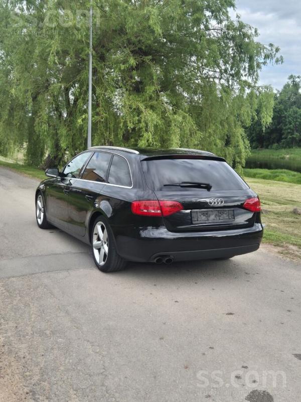 Black Audi A4 2010 in Bauska, with an engine capacity of 2.00 L and mileage of 308 thousand km for 6500 €, photo 4 on AUTOMOTO.COM.LV