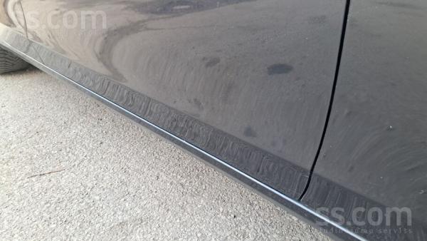 Black Audi A4 2010 in Ogre, with an engine capacity of 1.80 L and mileage of 281 thousand km for 5150 €, photo 10 on AUTOMOTO.COM.LV