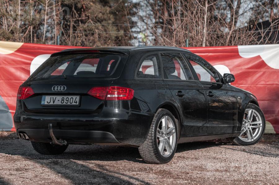 Melns Audi A4 2010 Rīga, ar dzinēja tilpumu 2.00 L un nobraukumu 380 tūkst. km par 5000 €, foto 4 vietnē AUTOMOTO.COM.LV