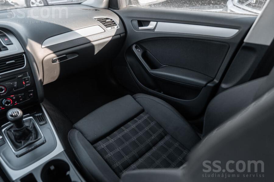 Melns Audi A4 2010 Rīga, ar dzinēja tilpumu 2.00 L un nobraukumu 380 tūkst. km par 5000 €, foto 8 vietnē AUTOMOTO.COM.LV