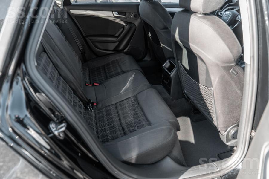 Melns Audi A4 2010 Rīga, ar dzinēja tilpumu 2.00 L un nobraukumu 380 tūkst. km par 5000 €, foto 13 vietnē AUTOMOTO.COM.LV