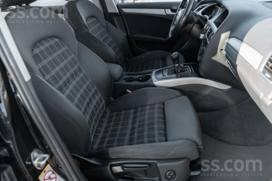 Melns Audi A4 2010 Rīga, ar dzinēja tilpumu 2.00 L un nobraukumu 380 tūkst. km par 5000 €, foto 15 vietnē AUTOMOTO.COM.LV
