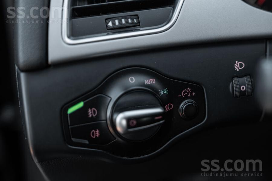 Melns Audi A4 2010 Rīga, ar dzinēja tilpumu 2.00 L un nobraukumu 380 tūkst. km par 5000 €, foto 16 vietnē AUTOMOTO.COM.LV