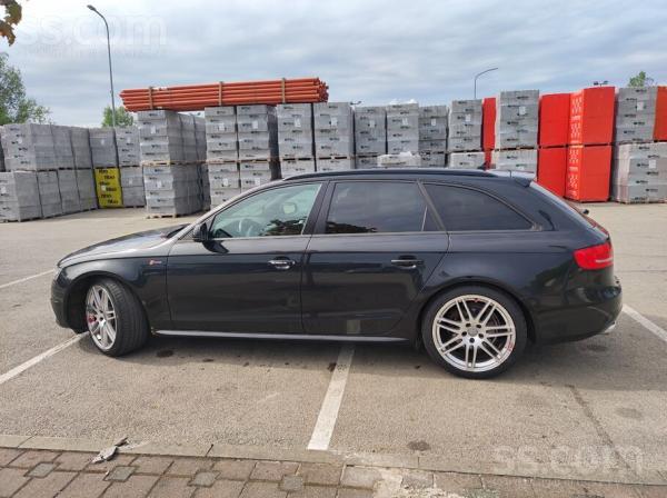 Melns Audi A4 2010 Rīga, ar dzinēja tilpumu 3.00 L un nobraukumu 340 tūkst. km par 7000 €, foto 5 vietnē AUTOMOTO.COM.LV