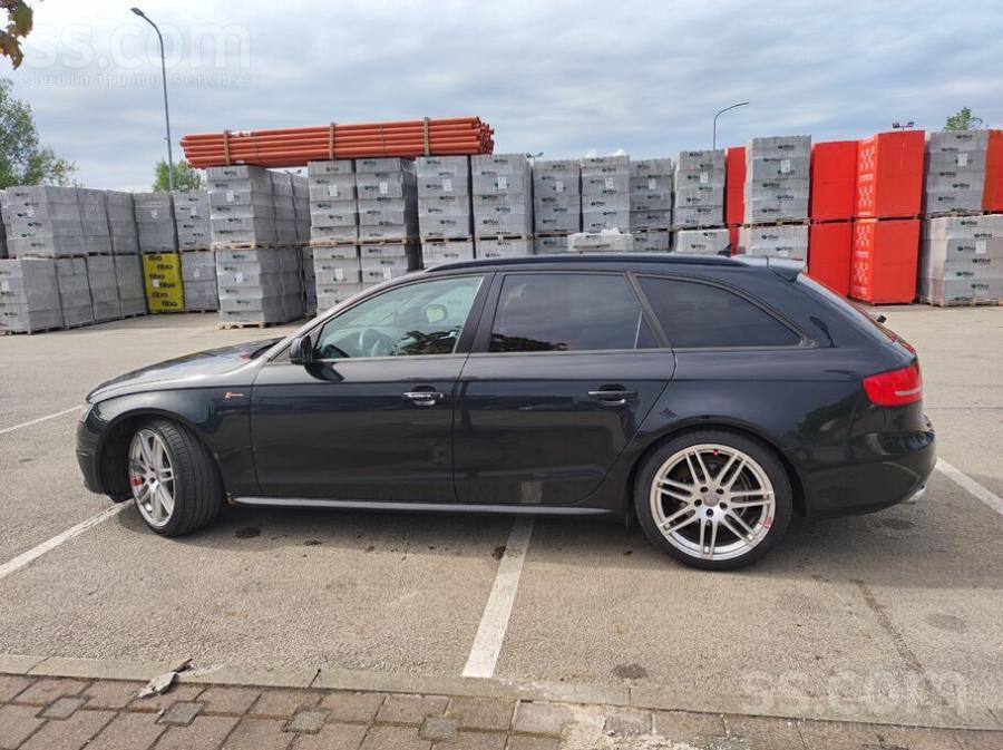 Melns Audi A4 2010 Rīga, ar dzinēja tilpumu 3.00 L un nobraukumu 340 tūkst. km par 7000 €, foto 6 vietnē AUTOMOTO.COM.LV