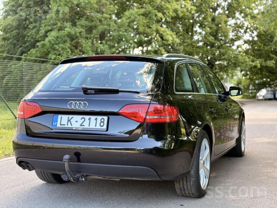Black Audi A4 2010 in Riga, with an engine capacity of 2.00 L and mileage of 235 thousand km for 6199 €, photo 5 on AUTOMOTO.COM.LV