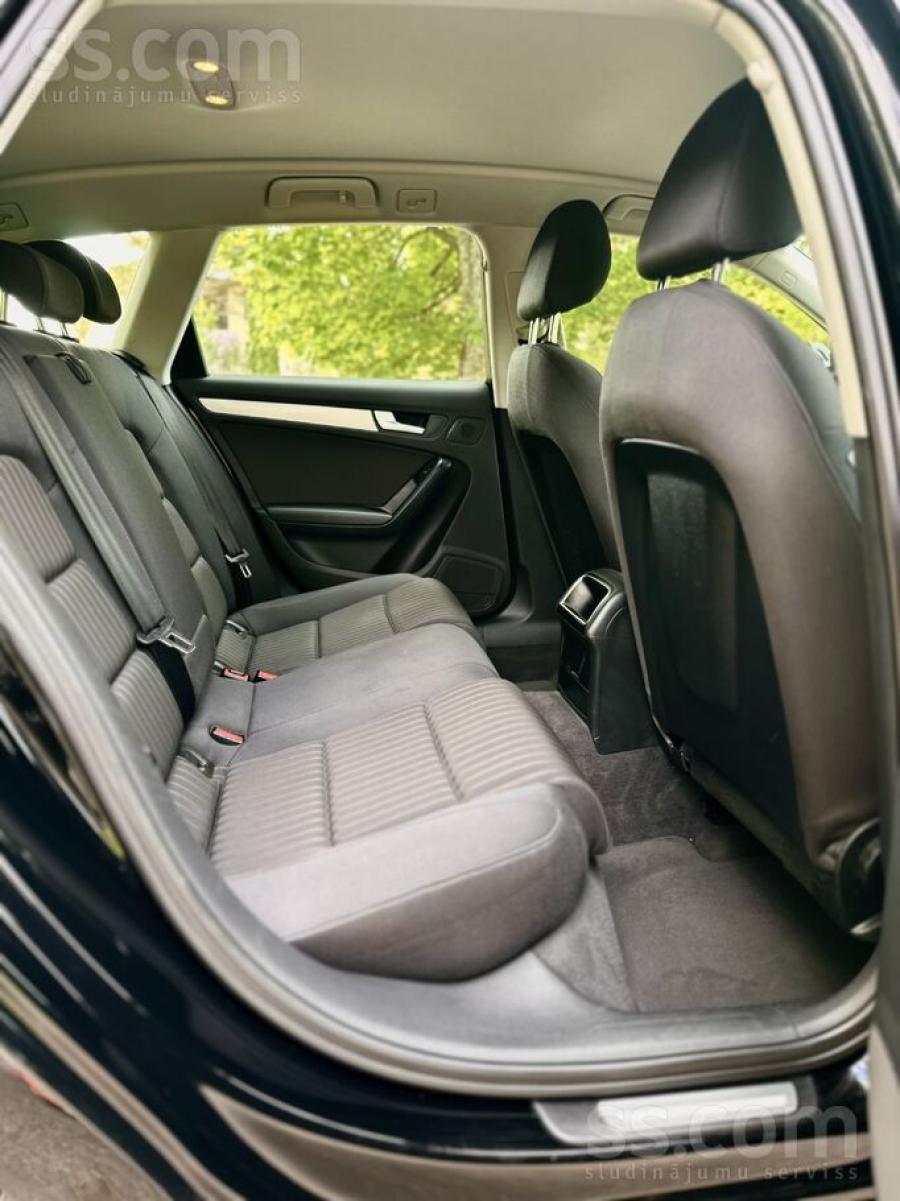 Melns Audi A4 2010 Tukums, ar dzinēja tilpumu 1.80 L un nobraukumu 231 tūkst. km par 5800 €, foto 10 vietnē AUTOMOTO.COM.LV