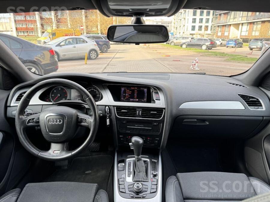 Black Audi A4 2010 in Riga, with an engine capacity of 2.00 L and mileage of 374 thousand km for 4990 €, photo 13 on AUTOMOTO.COM.LV