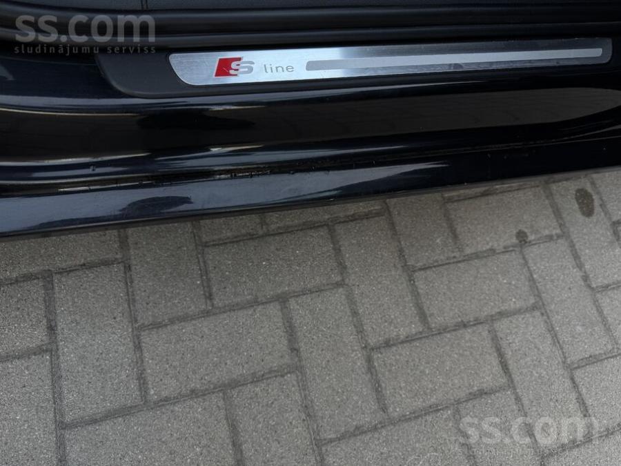 Black Audi A4 2010 in Riga, with an engine capacity of 2.00 L and mileage of 374 thousand km for 4990 €, photo 15 on AUTOMOTO.COM.LV