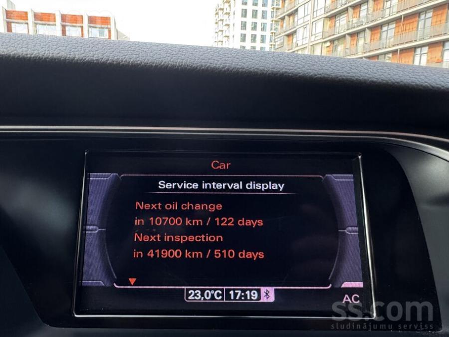 Black Audi A4 2010 in Riga, with an engine capacity of 2.00 L and mileage of 374 thousand km for 4990 €, photo 20 on AUTOMOTO.COM.LV