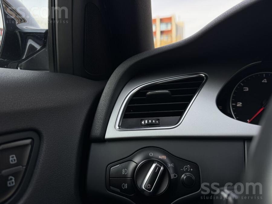 Black Audi A4 2010 in Riga, with an engine capacity of 2.00 L and mileage of 374 thousand km for 4990 €, photo 30 on AUTOMOTO.COM.LV