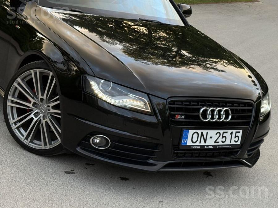 Melns Audi A4 2010 Jūrmala, ar dzinēja tilpumu 3.00 L un nobraukumu 251 tūkst. km par 7350 €, foto 5 vietnē AUTOMOTO.COM.LV