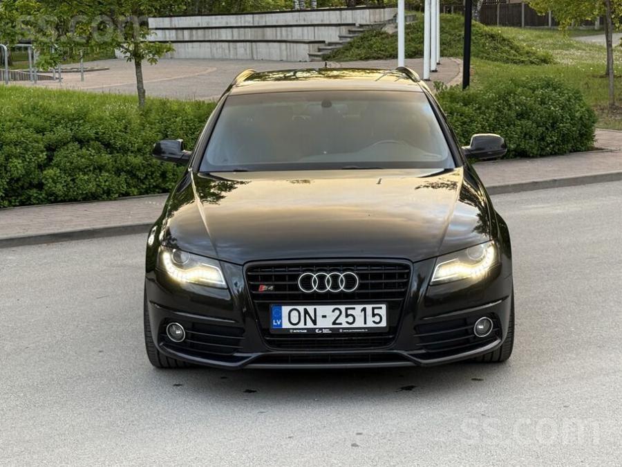 Melns Audi A4 2010 Jūrmala, ar dzinēja tilpumu 3.00 L un nobraukumu 251 tūkst. km par 7350 €, foto 13 vietnē AUTOMOTO.COM.LV