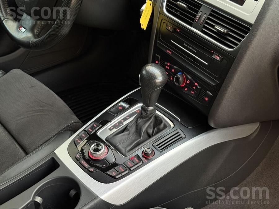 Melns Audi A4 2010 Jūrmala, ar dzinēja tilpumu 3.00 L un nobraukumu 251 tūkst. km par 7350 €, foto 23 vietnē AUTOMOTO.COM.LV