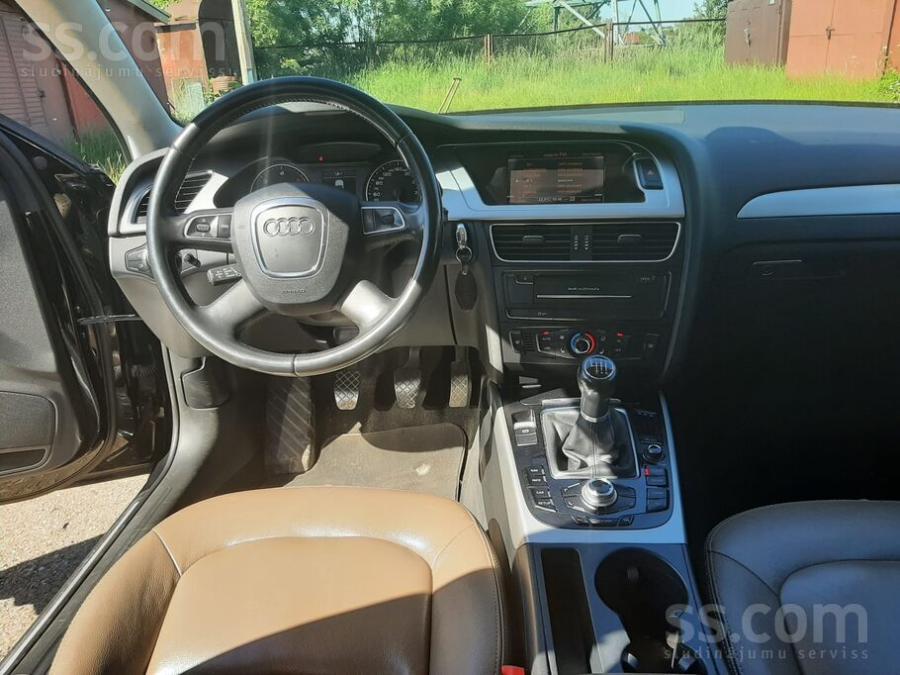 Melns Audi A4 2010 Liepāja, ar dzinēja tilpumu 2.00 L un nobraukumu 240 tūkst. km par 5100 €, foto 1 vietnē AUTOMOTO.COM.LV