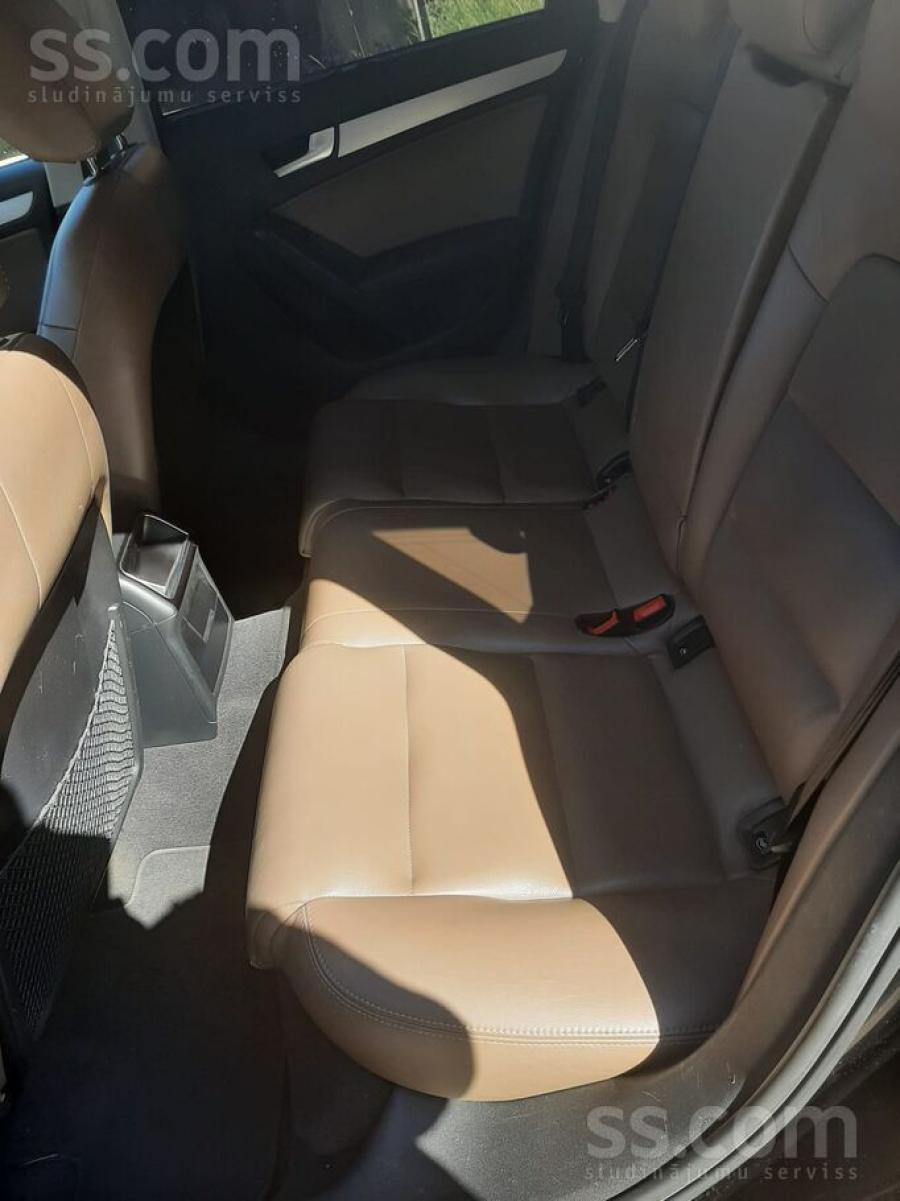 Melns Audi A4 2010 Liepāja, ar dzinēja tilpumu 2.00 L un nobraukumu 240 tūkst. km par 5100 €, foto 4 vietnē AUTOMOTO.COM.LV