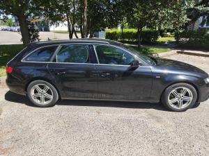 Melns Audi A4 2010 Panevēža, ar dzinēja tilpumu 1.97 L un nobraukumu 316 tūkst. km par 3800 €, foto 5 vietnē AUTOMOTO.COM.LV