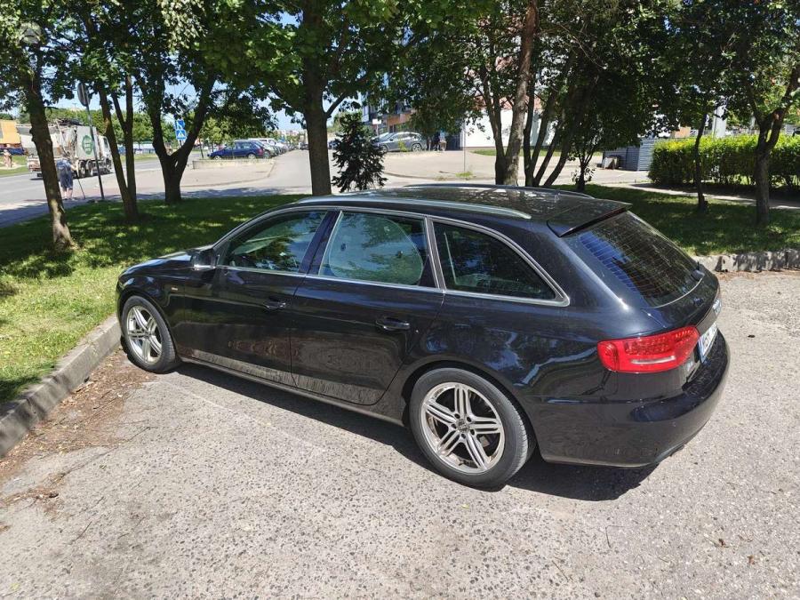Melns Audi A4 2010 Panevēža, ar dzinēja tilpumu 1.97 L un nobraukumu 316 tūkst. km par 3800 €, foto 6 vietnē AUTOMOTO.COM.LV