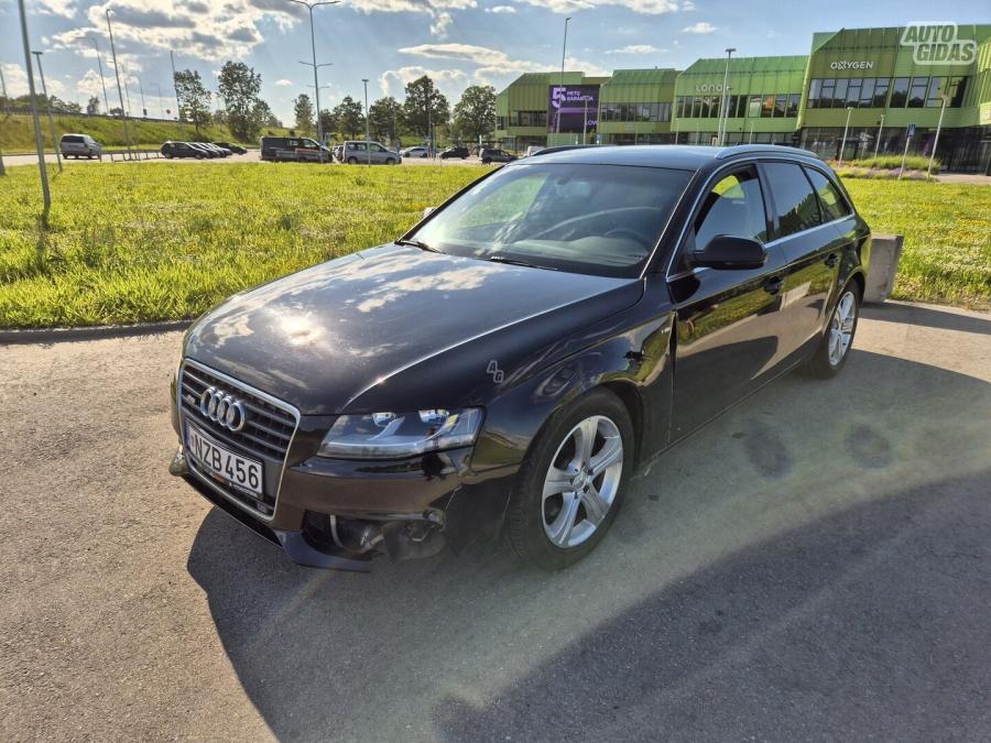 Black Audi A4 2010 in Kaunas, with an engine capacity of 2.00 L and mileage of 391 thousand km for 1900 €, photo 5 on AUTOMOTO.COM.LV