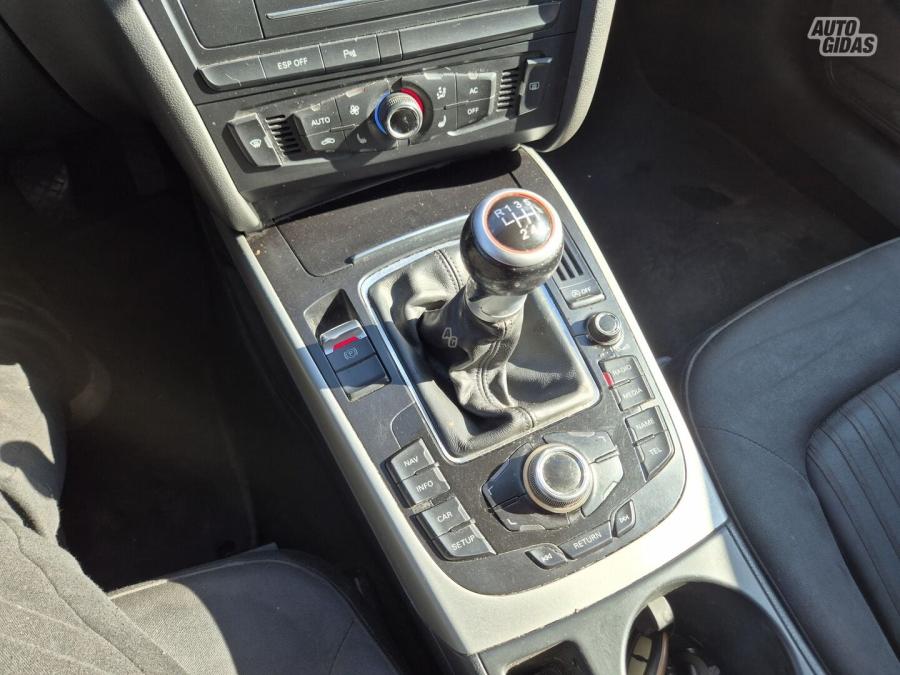 Black Audi A4 2010 in Kaunas, with an engine capacity of 2.00 L and mileage of 391 thousand km for 1900 €, photo 15 on AUTOMOTO.COM.LV