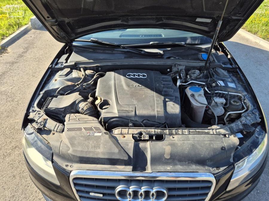 Black Audi A4 2010 in Kaunas, with an engine capacity of 2.00 L and mileage of 391 thousand km for 1900 €, photo 17 on AUTOMOTO.COM.LV