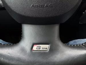 Black Audi A4 2010 in Riga, with an engine capacity of 2.00 L and mileage of 355 thousand km for 5390 €, photo 21 on AUTOMOTO.COM.LV