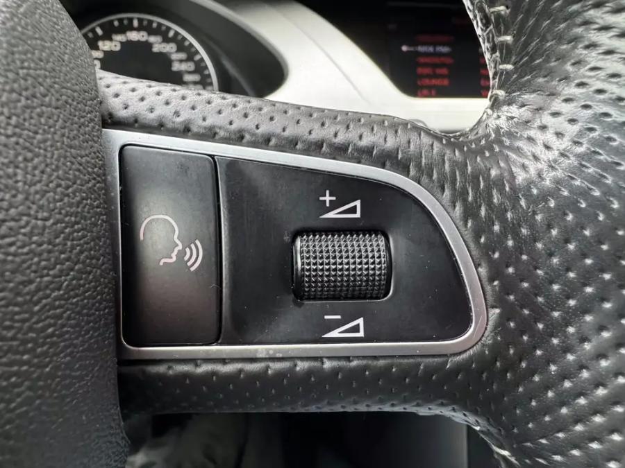 Black Audi A4 2010 in Riga, with an engine capacity of 2.00 L and mileage of 355 thousand km for 5390 €, photo 22 on AUTOMOTO.COM.LV
