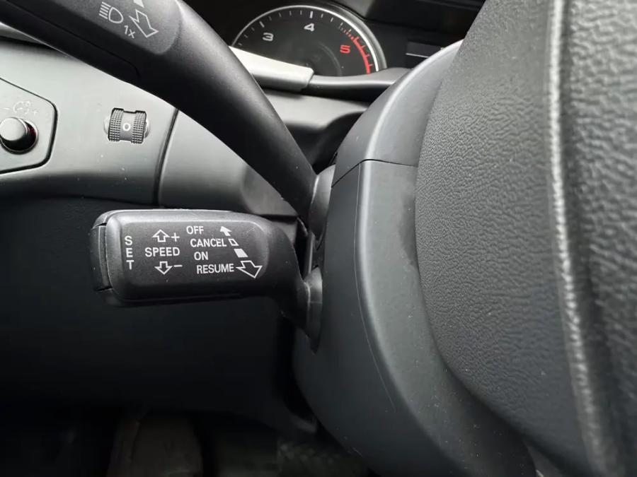 Black Audi A4 2010 in Riga, with an engine capacity of 2.00 L and mileage of 355 thousand km for 5390 €, photo 26 on AUTOMOTO.COM.LV