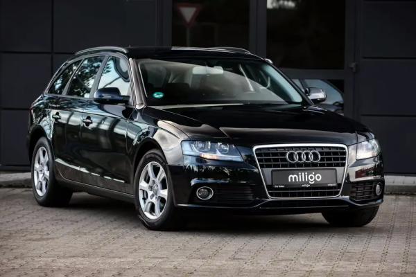 Black Audi A4 2010 in Jelgava, with an engine capacity of 2.00 L and mileage of 333 thousand km for 6350 €, photo 3 on AUTOMOTO.COM.LV