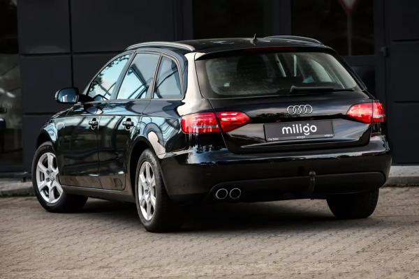 Black Audi A4 2010 in Jelgava, with an engine capacity of 2.00 L and mileage of 333 thousand km for 6350 €, photo 10 on AUTOMOTO.COM.LV
