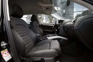 Black Audi A4 2010 in Jelgava, with an engine capacity of 2.00 L and mileage of 333 thousand km for 6350 €, photo 19 on AUTOMOTO.COM.LV