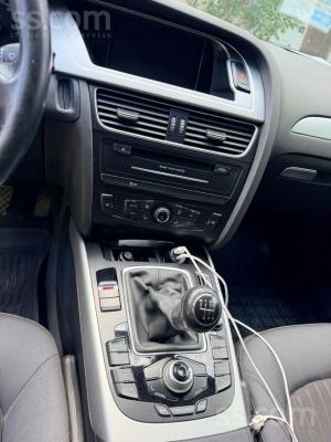 Black Audi A4 2010 in Riga, with an engine capacity of 1.80 L and mileage of 182 thousand km for 5750 €, photo 4 on AUTOMOTO.COM.LV