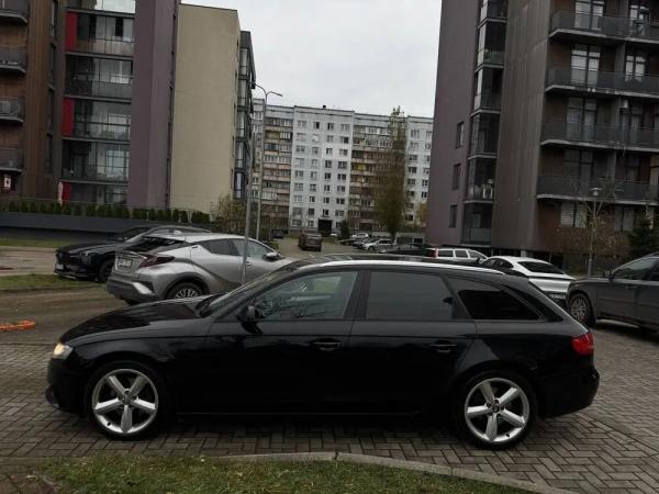 Black Audi A4 2010 in Riga, with an engine capacity of 2.00 L and mileage of 390 thousand km for 3990 €, photo 2 on AUTOMOTO.COM.LV